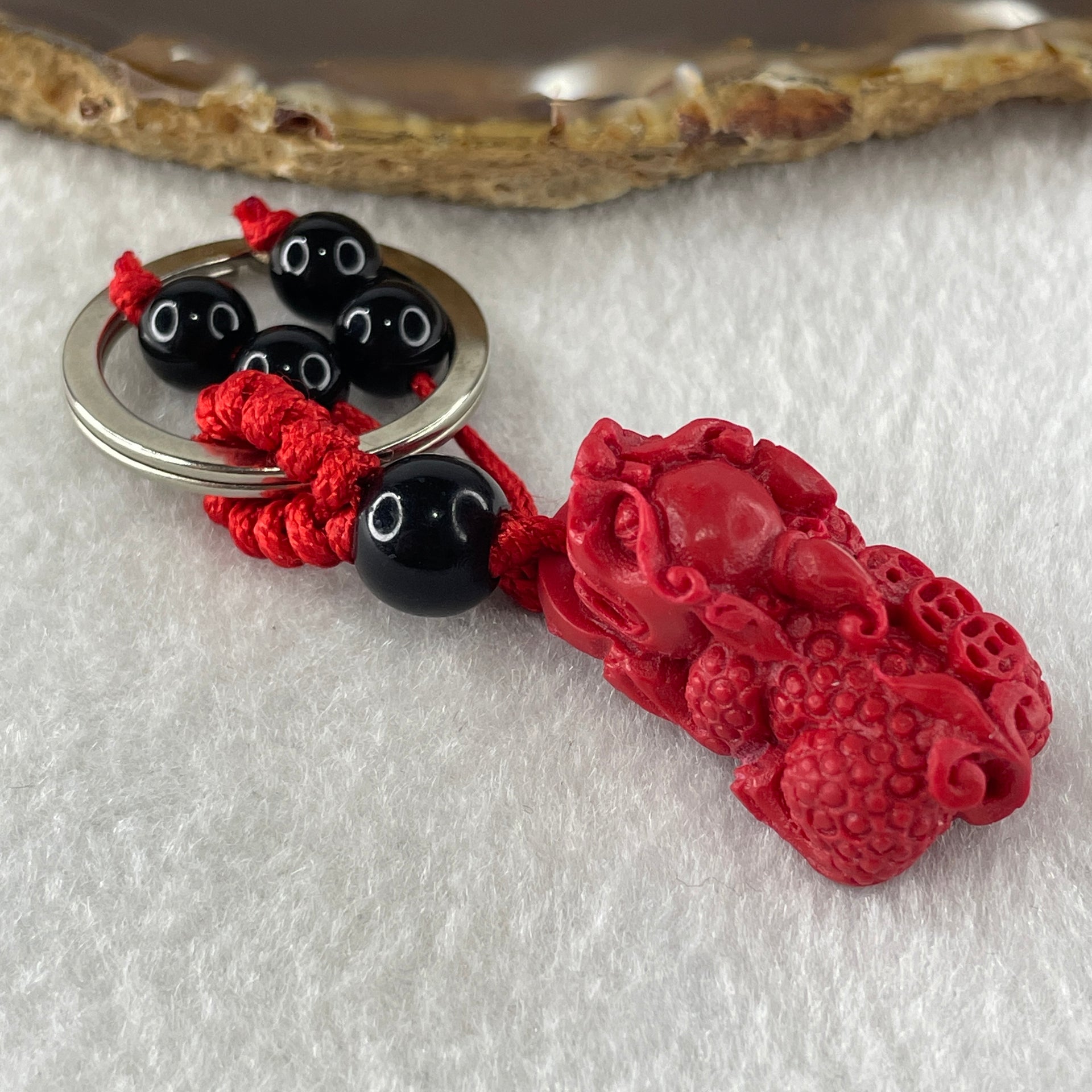 Red Clay Pixiu Charm 12.73g 32.8 by 17.0 by 13.7mm