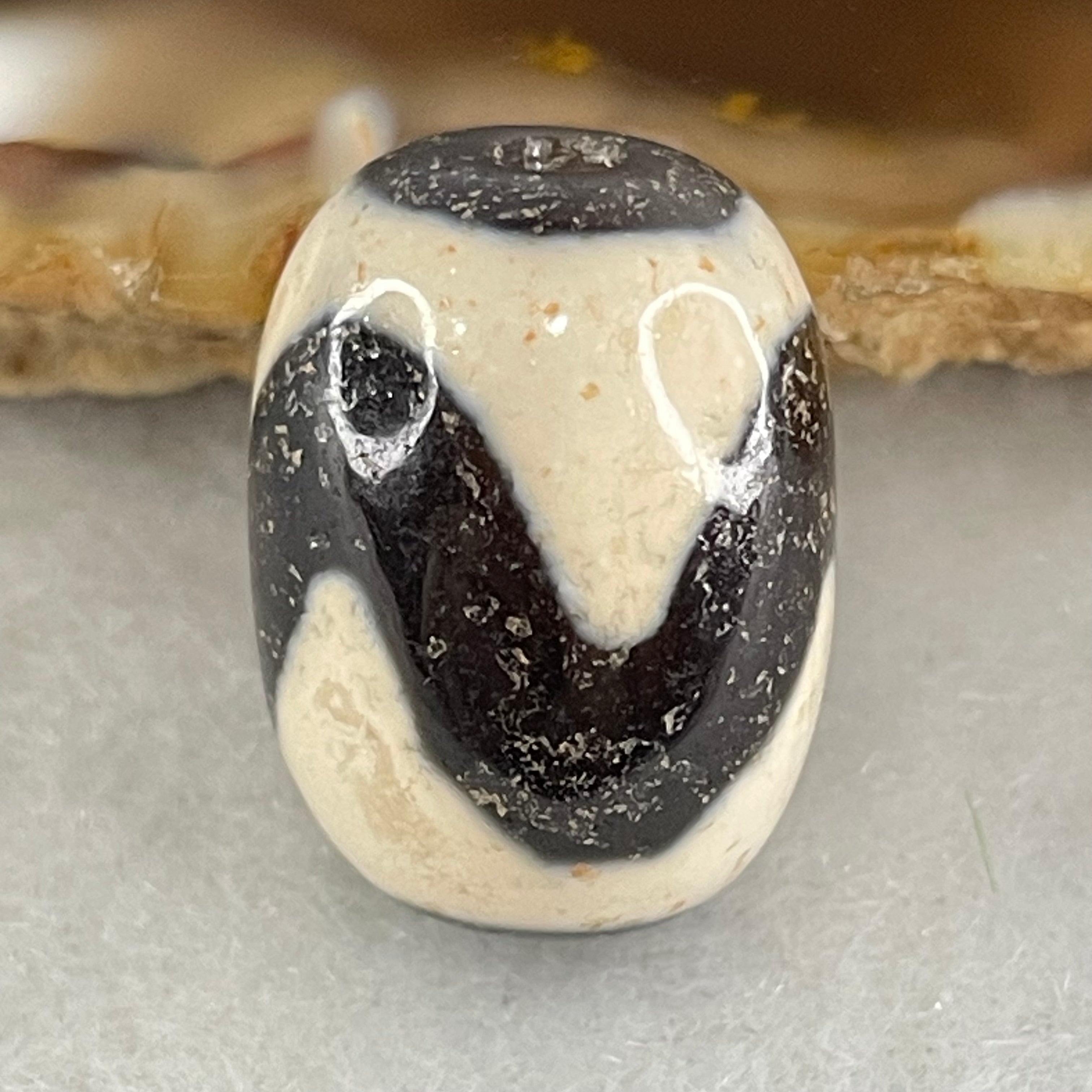 Natural Powerful Tibetan Old Oily Agate Tiger Tooth Daluo Dzi Bead Hea