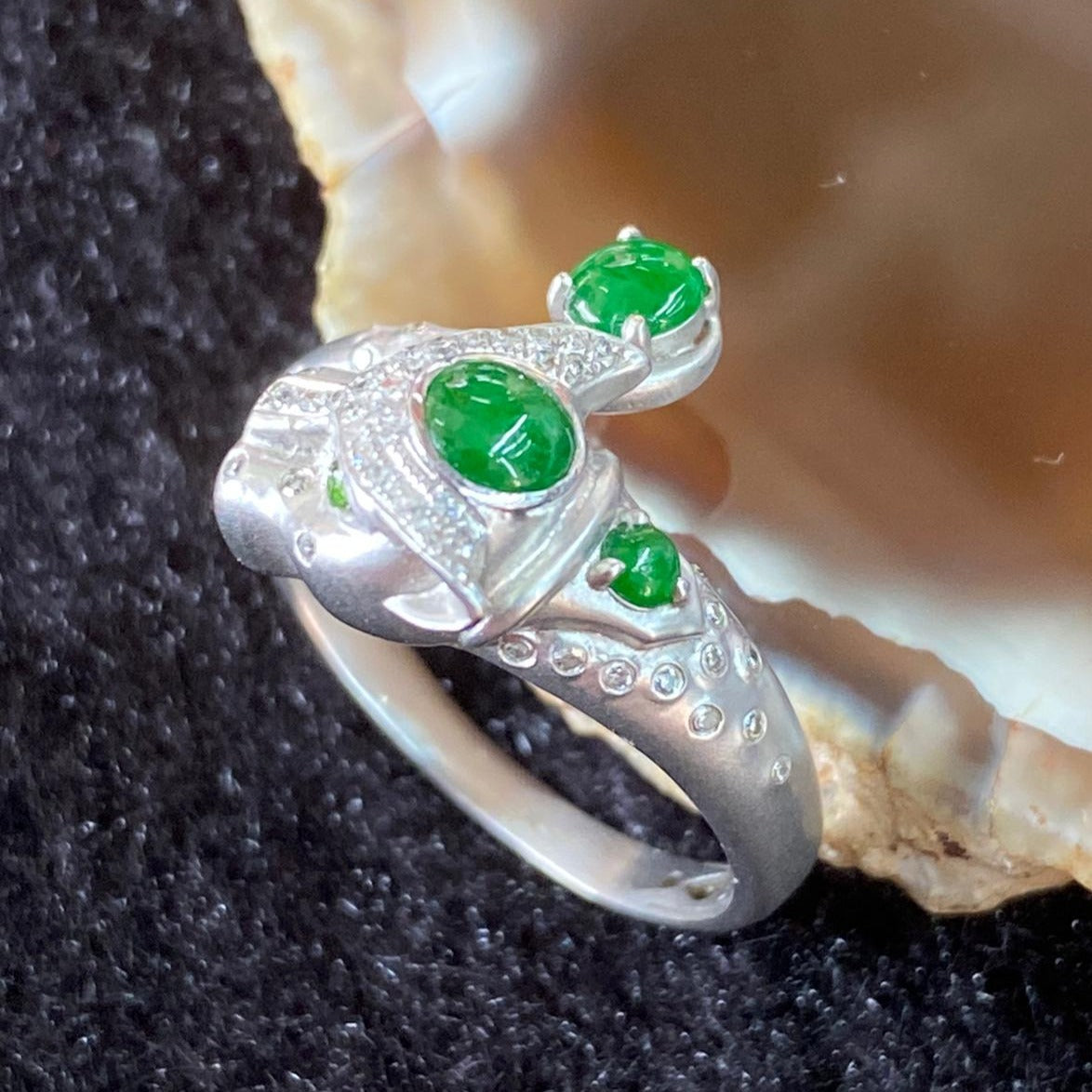 Type A Burmese Jade Jadeite Leopard 18K White Gold singapore chinatown
