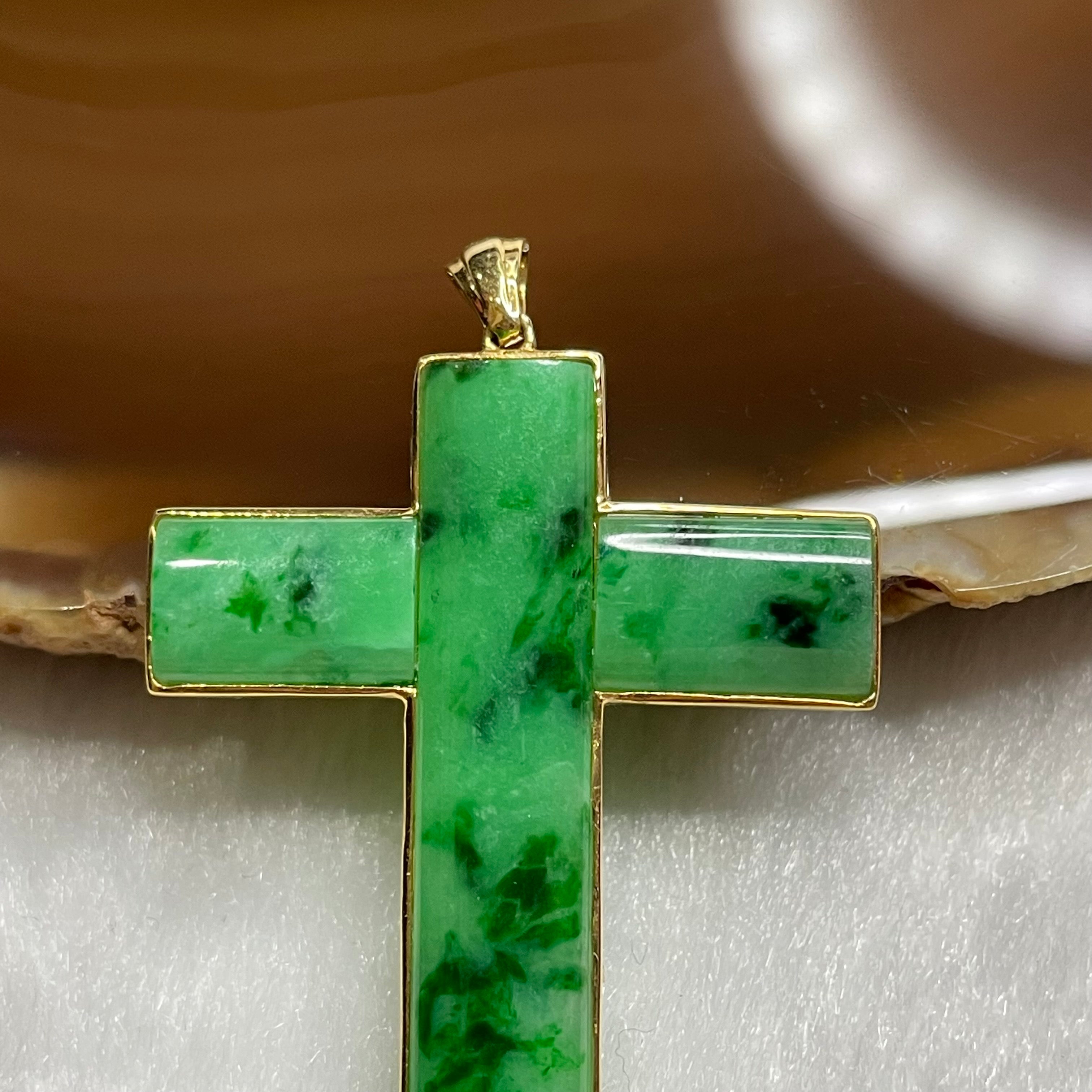 Type A Spicy Green Jade Jadeite Cross 18k Yellow Gold 4.09g 43.8 by 30. ...